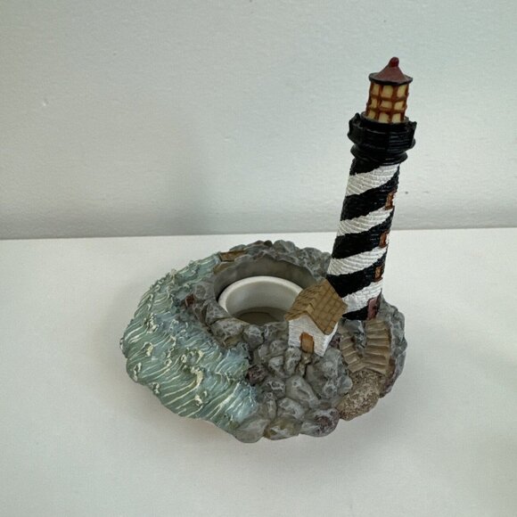 Yankee Candle | Accents | Yankee Candle Capper Topper Lighthouse Scene ...